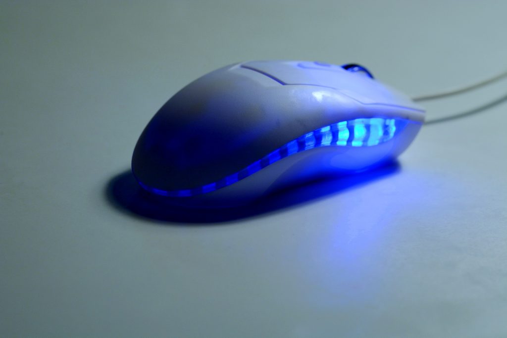 The Top 10 Lightest Gaming Mouse for a Crazy Gaming Experience | The ...